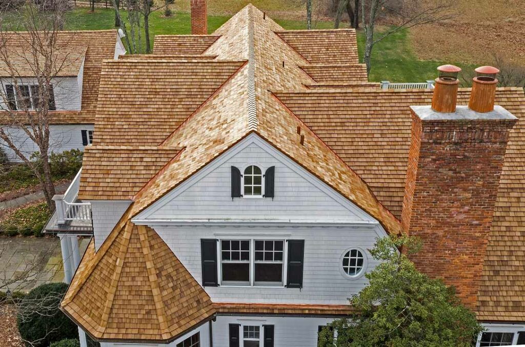 Find cedar wood shingle roofing professionals